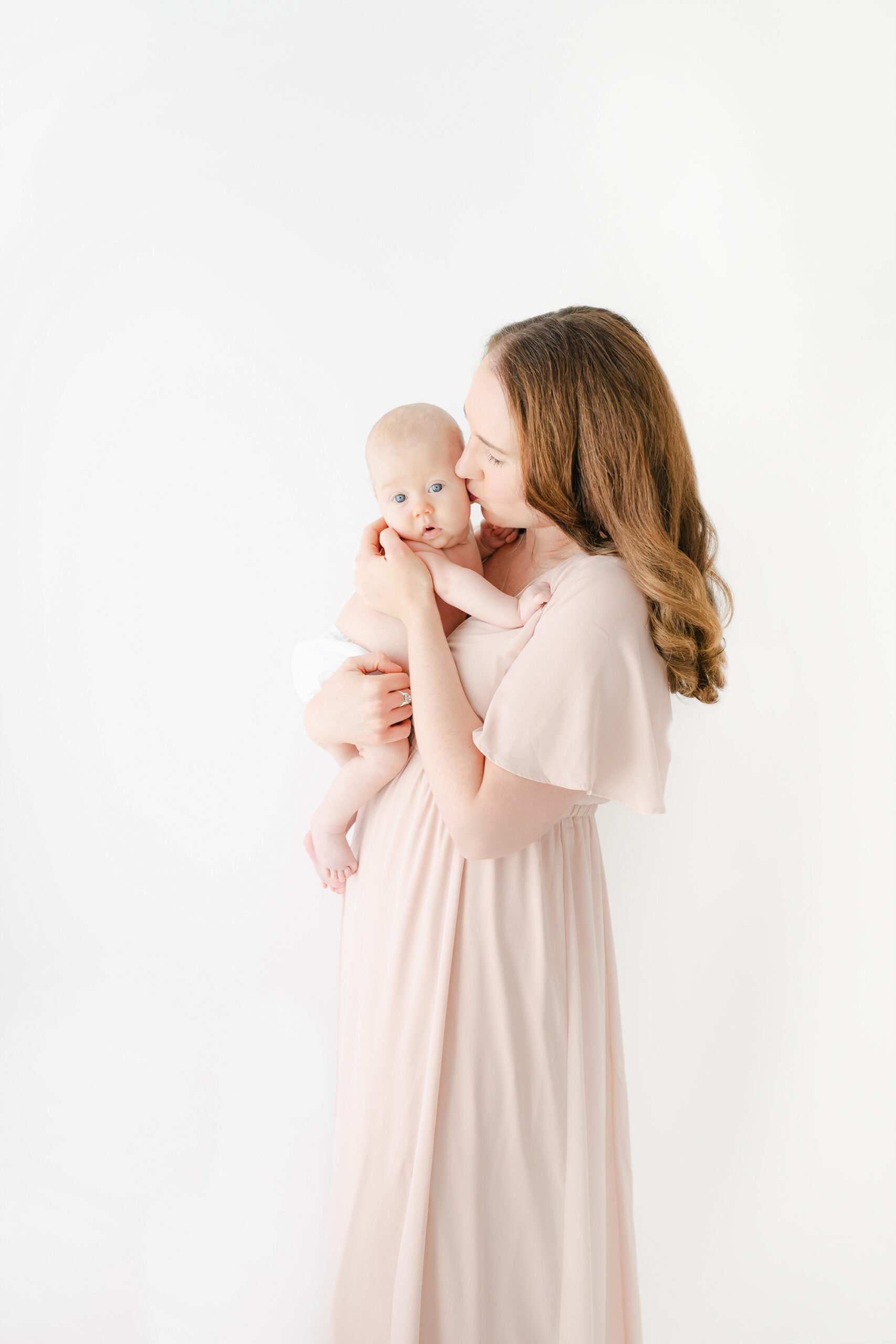 Light and Airy Photography - lauracardanphoto.com