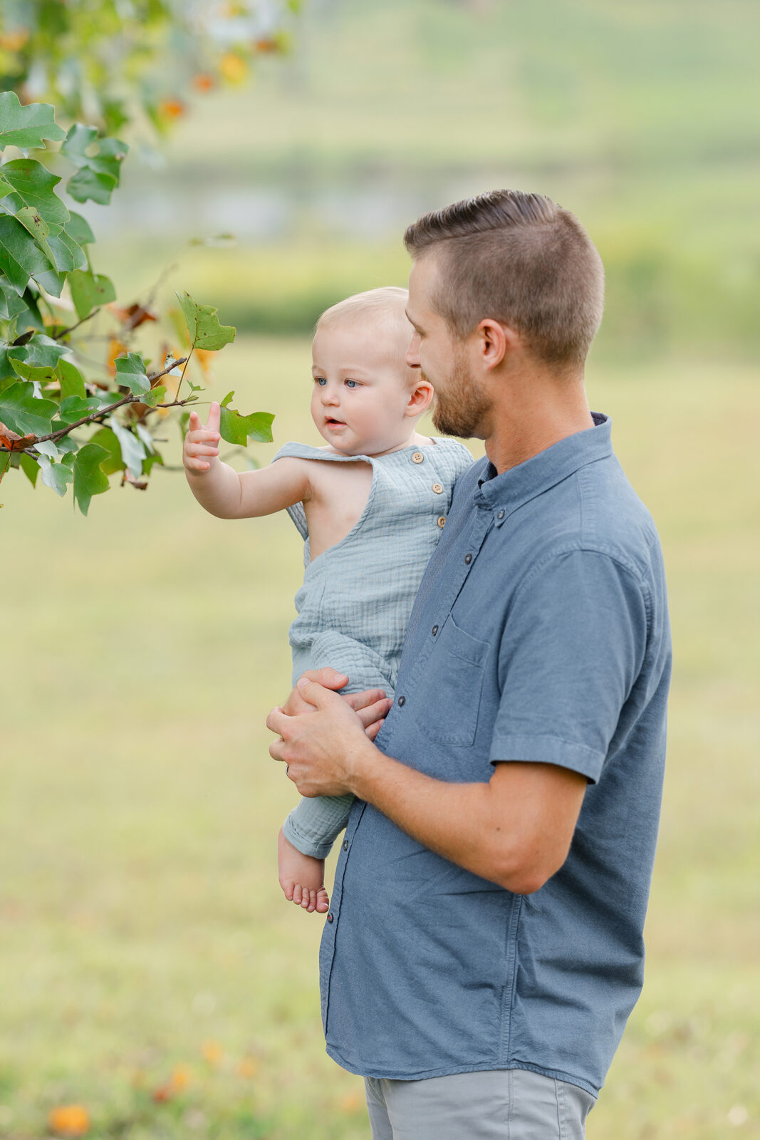 Birmingham Alabama Fall Family Photos - lauracardanphoto.com
