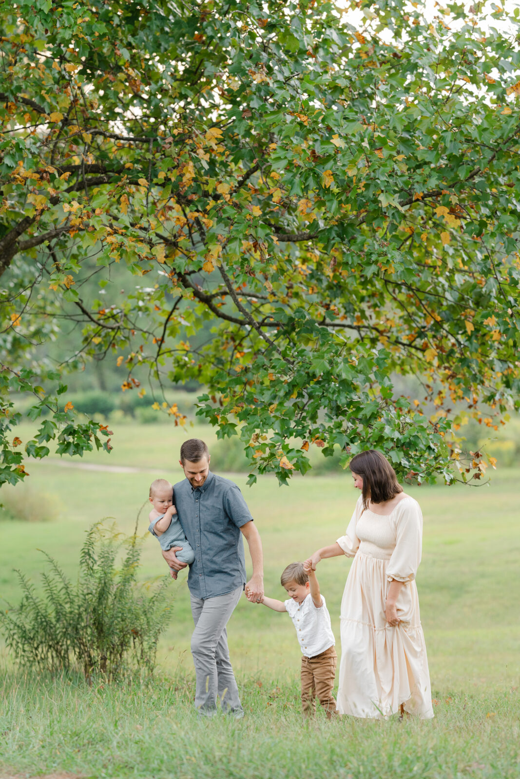 Birmingham Alabama Fall Family Photos - lauracardanphoto.com