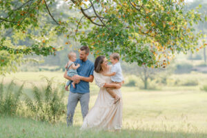 Birmingham Alabama Fall Family Photos - lauracardanphoto.com